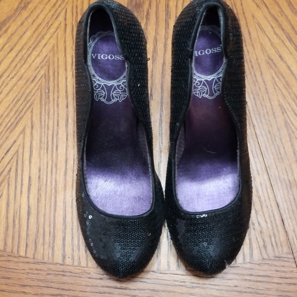 Vigoss | Shoes | Vigoss Sequin Heela | Poshmark